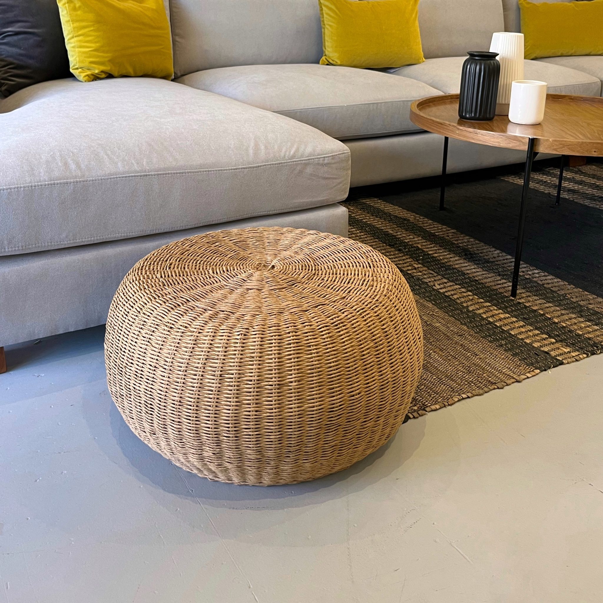Comprar Sillones Puff | Fábrica de muebles | Dellacasa